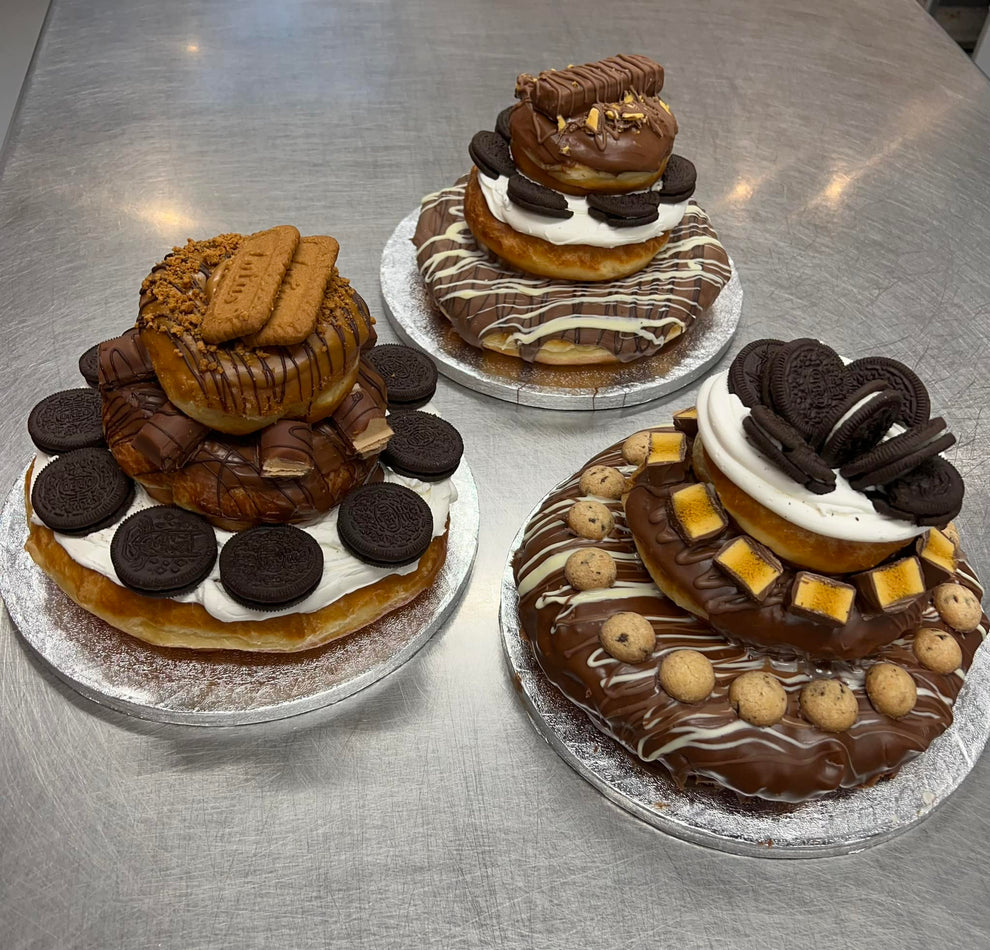 Order Celebration Doughnut Stack – Crazydayzdoughnuts