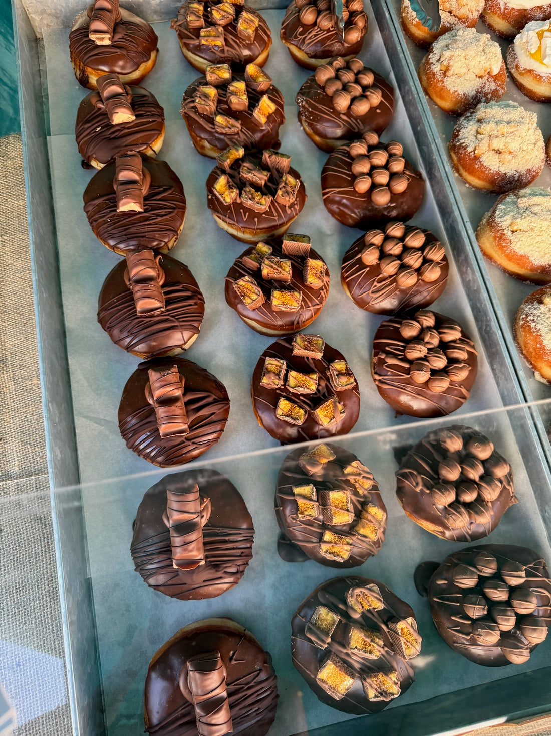 Delicious Handmade Doughnuts Delivered UK-Wide – Crazydayzdoughnuts