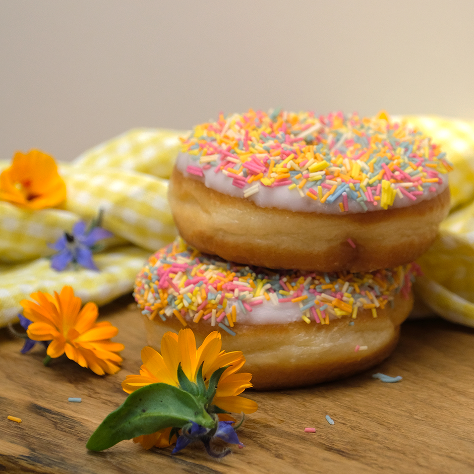 Ring Doughnuts Made Fresh in Berkshire – Crazydayzdoughnuts
